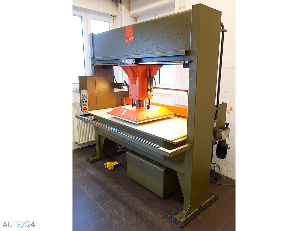 Atom HS 520/7 Crosshead die cutting machine | 10038