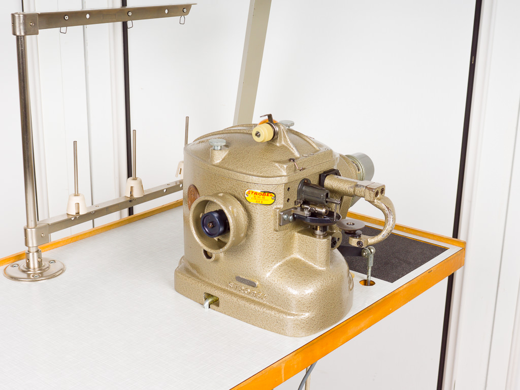Strobel 141-40 Fur sewing machine | 10026